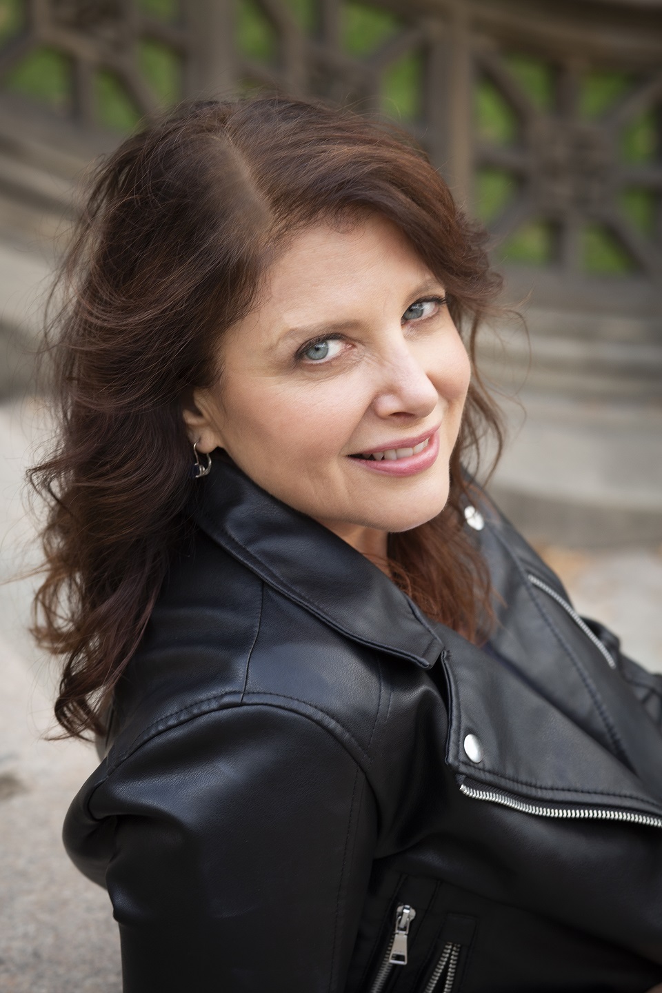 About - Jillian Medoff